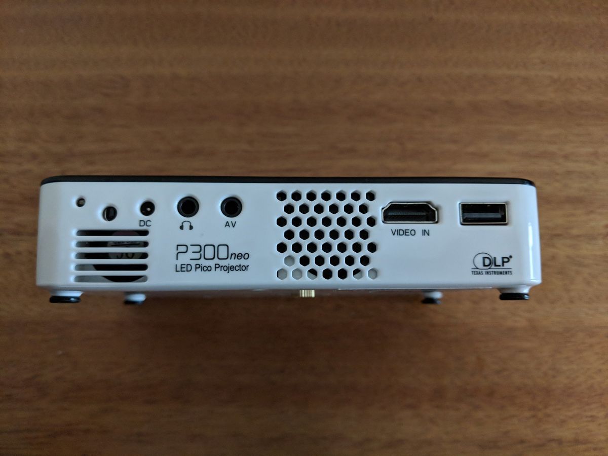 AAXA P300 Neo projector review: Great to bring camping | What to Watch