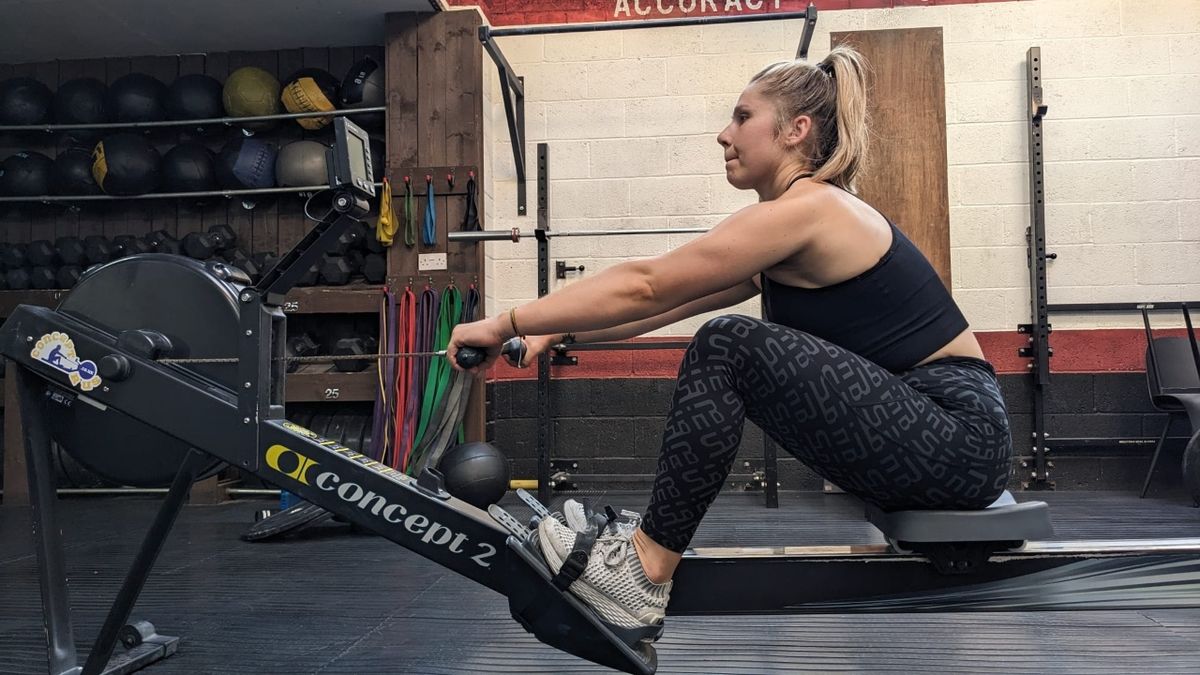 This Weights Workout For Women Will Help You Build Muscular Strength ...