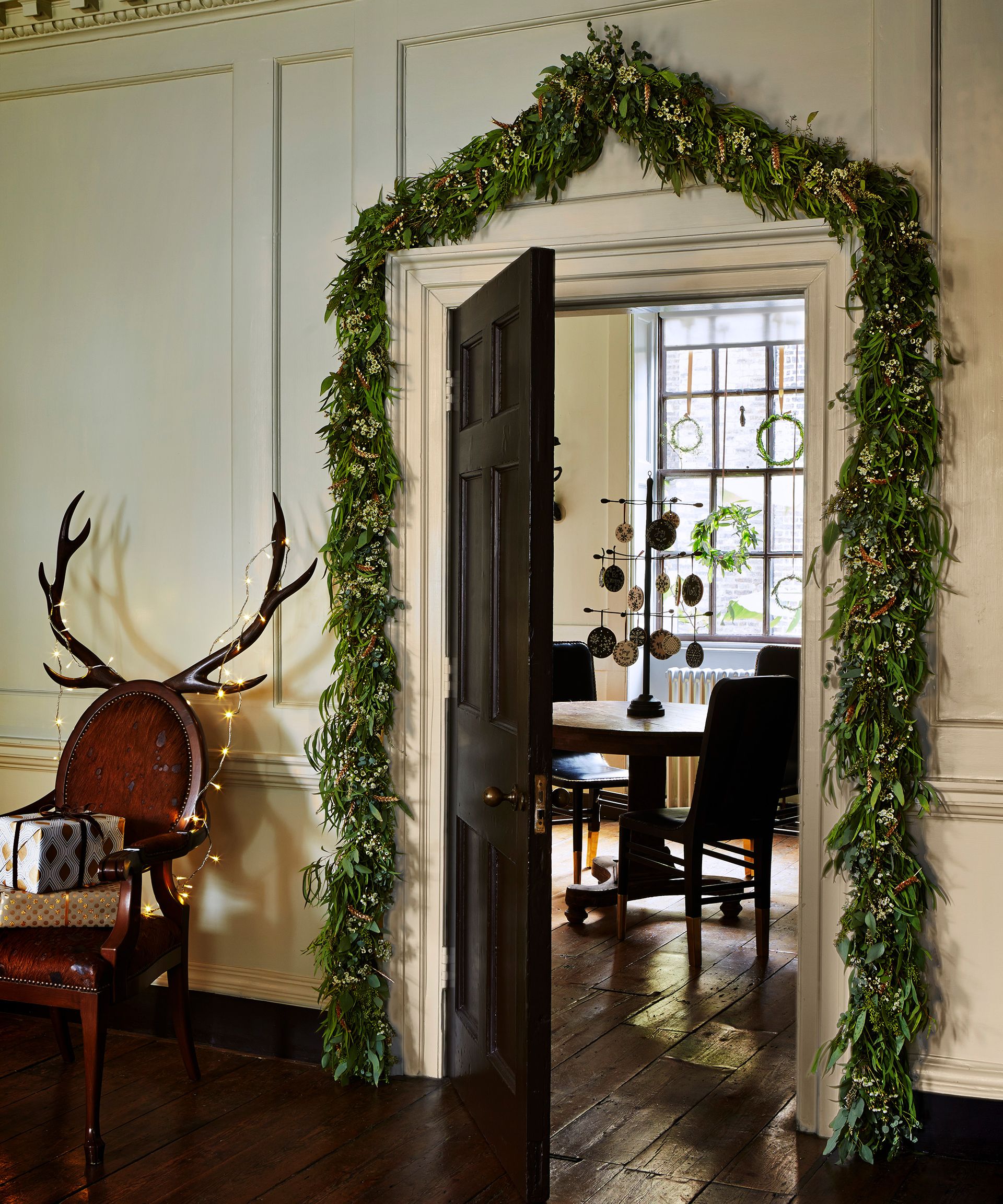 Christmas traditions: 16 festive rituals and why we celebrate | Homes ...