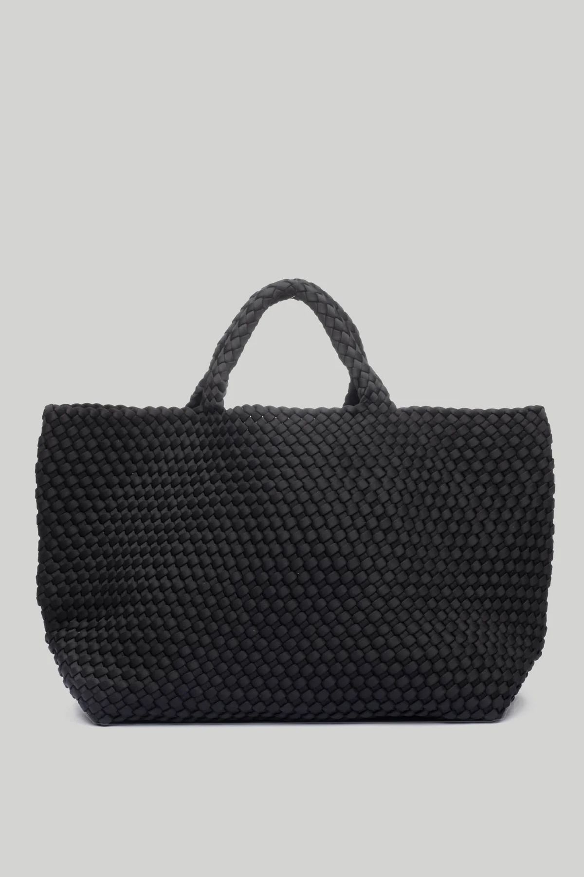 For Fall 2023's Bag Trends, Function and Form Are Paramount | Marie Claire