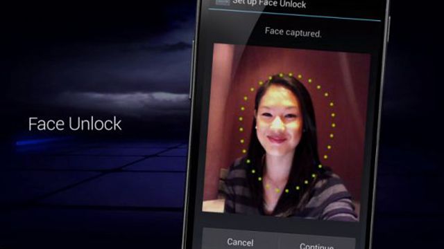 10 failed smartphone 'innovations': projectors, 3D screens, gamepads ...