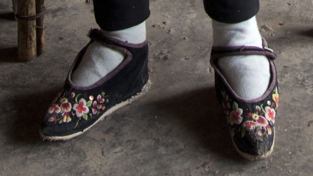 Yang Zhaoshi's story: tiny feet, enormous brutality| News | | The Week