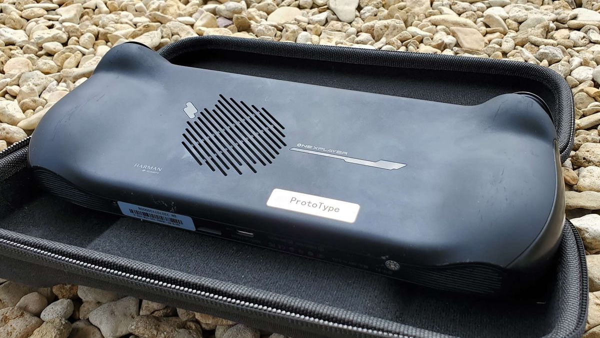 OneXPlayer OneXFly handheld gaming PC review | PC Gamer