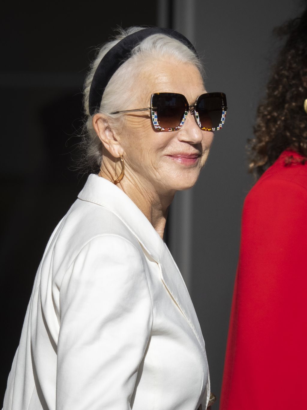 Helen Mirren brings back knotted headband look | Woman & Home