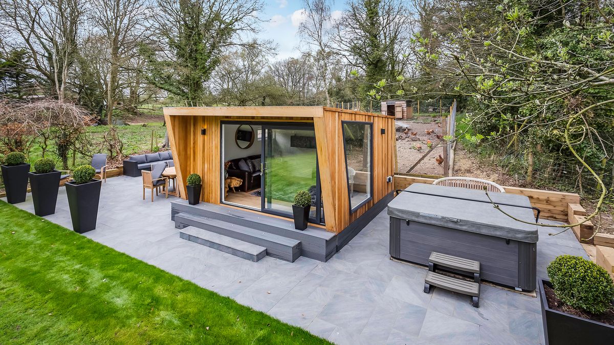 Sunken Garden Ideas For Every Outdoor Space and Budget | Homebuilding