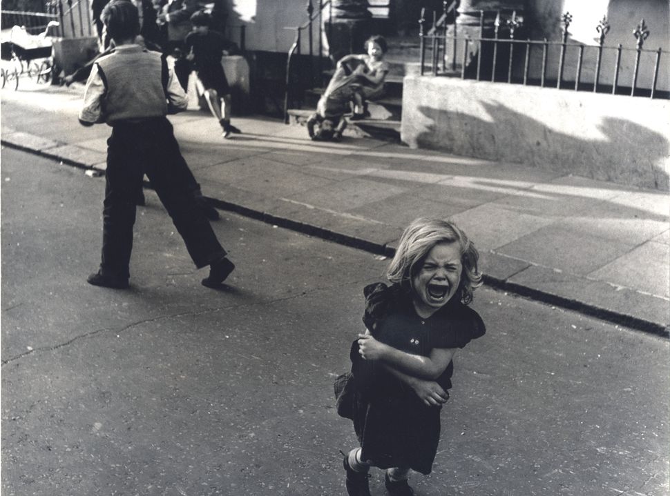 Mayne Attraction: gritty portraits of life on the streets of 50's and ...