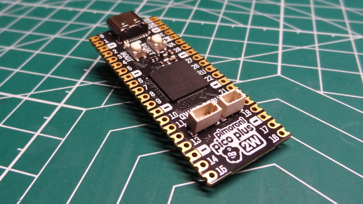 Pimoroni Pico Plus 2 W Review: The early bird | Tom's Hardware