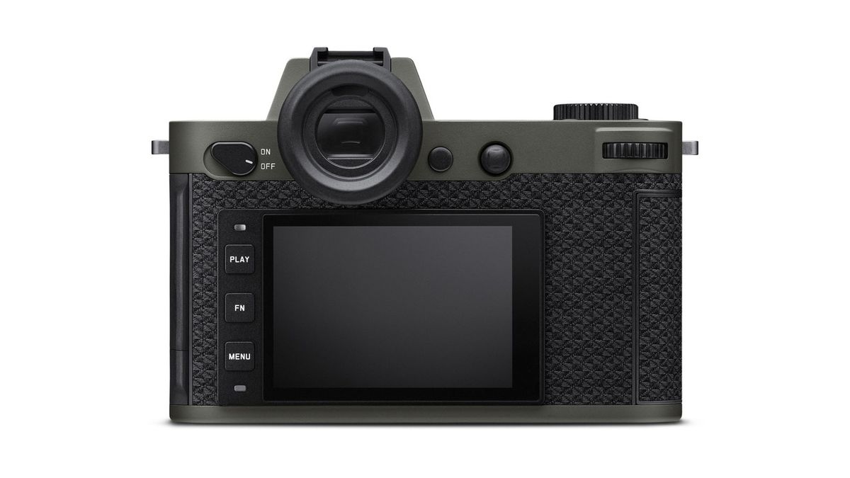 First look at Leica SL2-S Reporter edition as images leak online ...