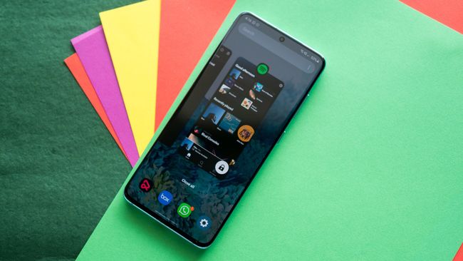 How to keep an app permanently running in the background on the Galaxy ...