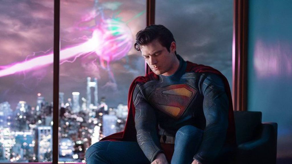 New look at Superman set reveals full costume in all of its glory – and ...