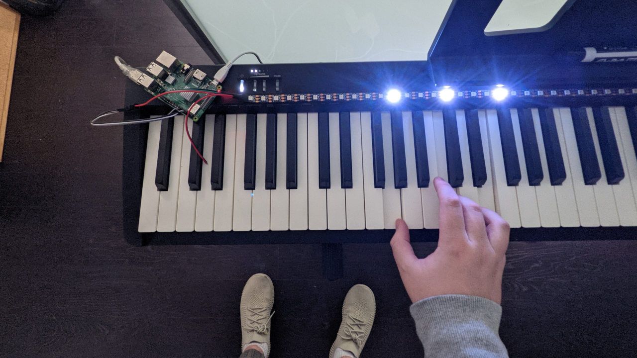 How To Build a Piano LED Light Strip with Raspberry Pi | Tom's Hardware