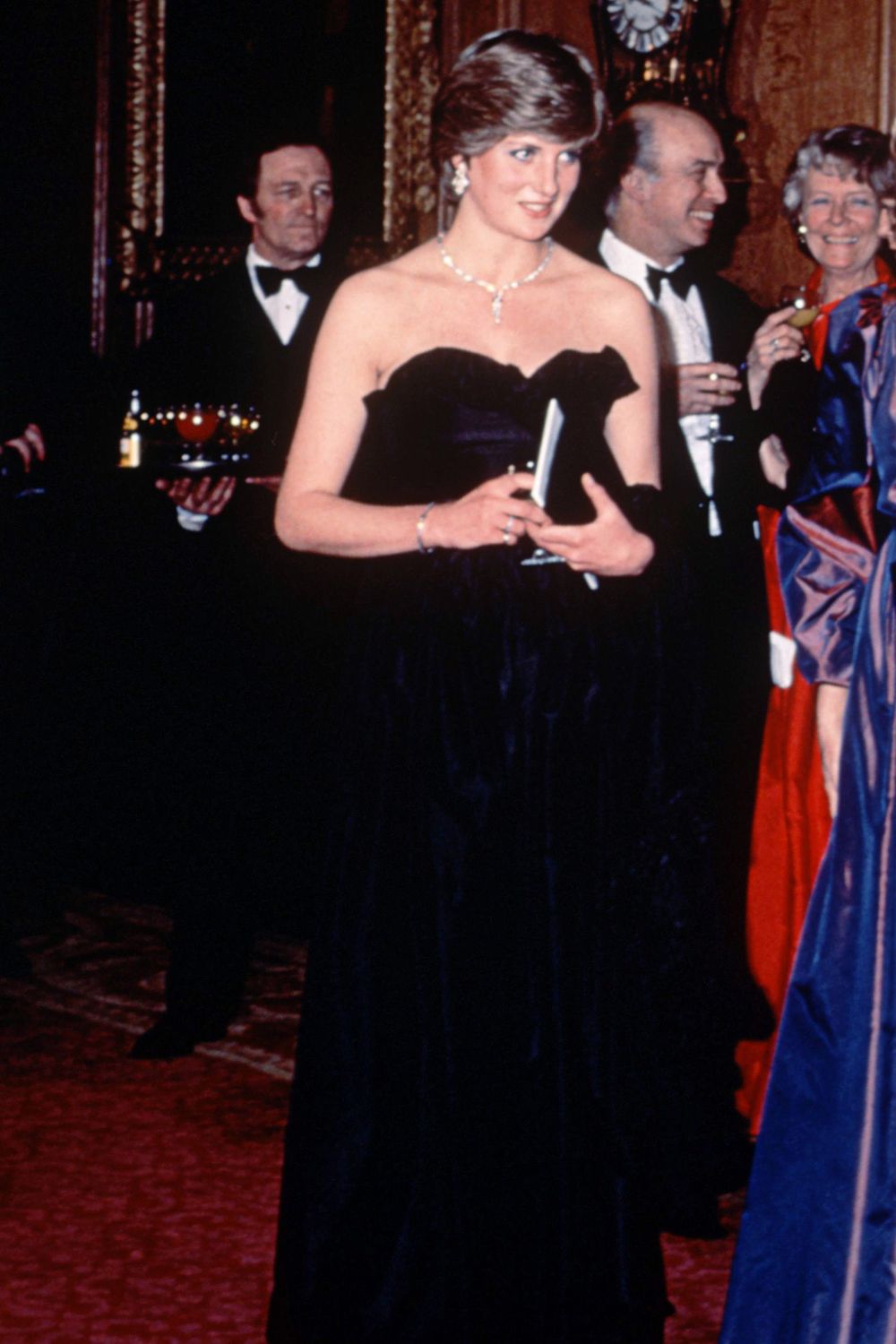 Princess Diana Fashion: From the Revenge Dress To the Wedding Dress ...