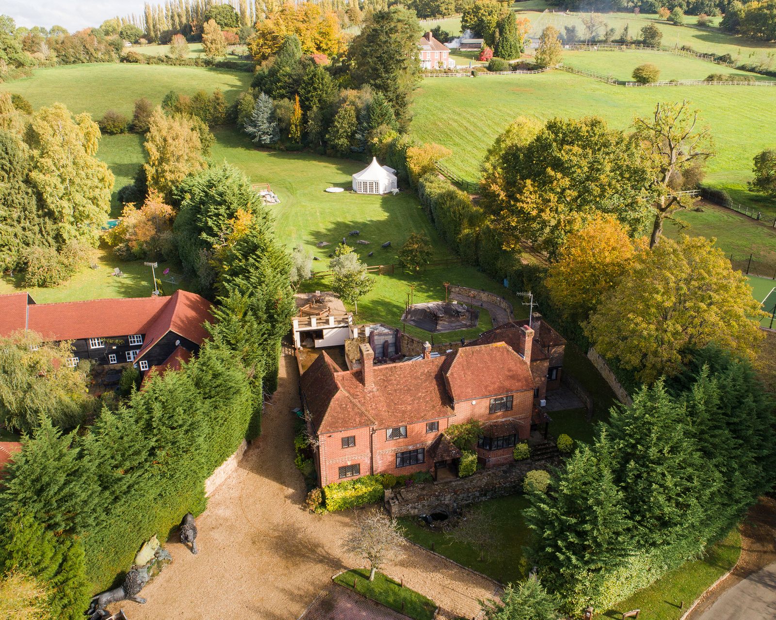 Sir Richard Branson's former family home – Tanyard Farm – is up for ...