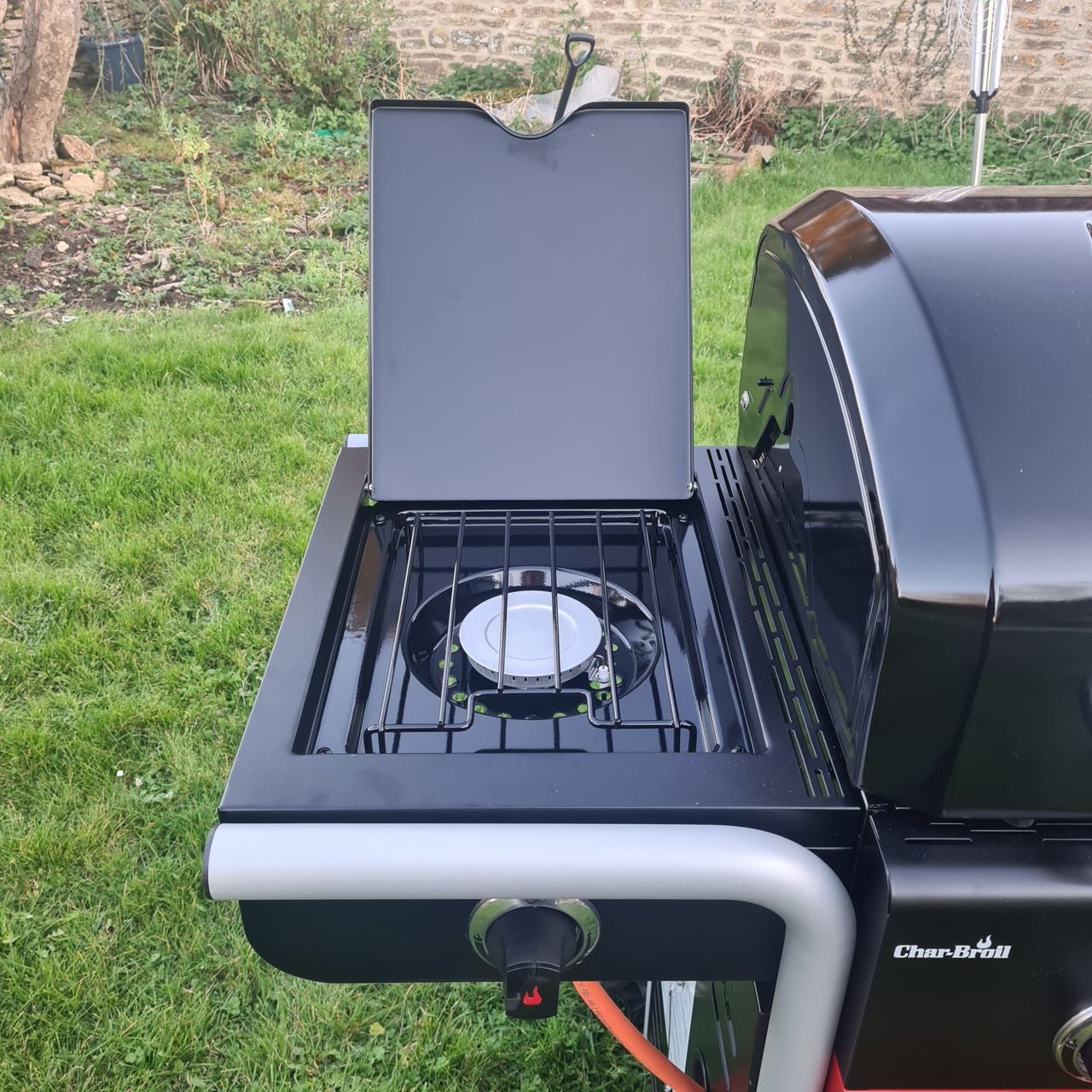 Char-Broil Gas2Coal BBQ review: a brilliant hybrid barbecue | Gardeningetc