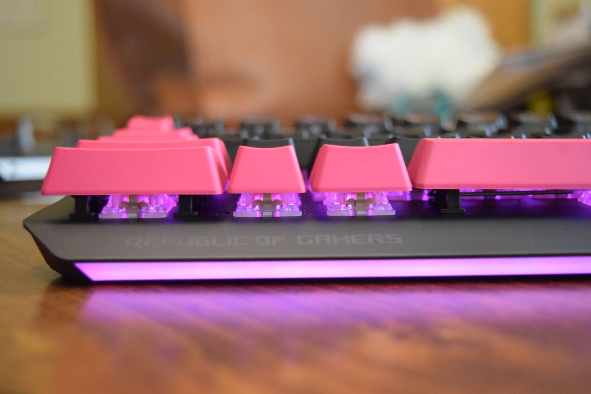 Asus ROG Strix Scope TKL Electro Punk Gaming Keyboard Review: Pink and ...