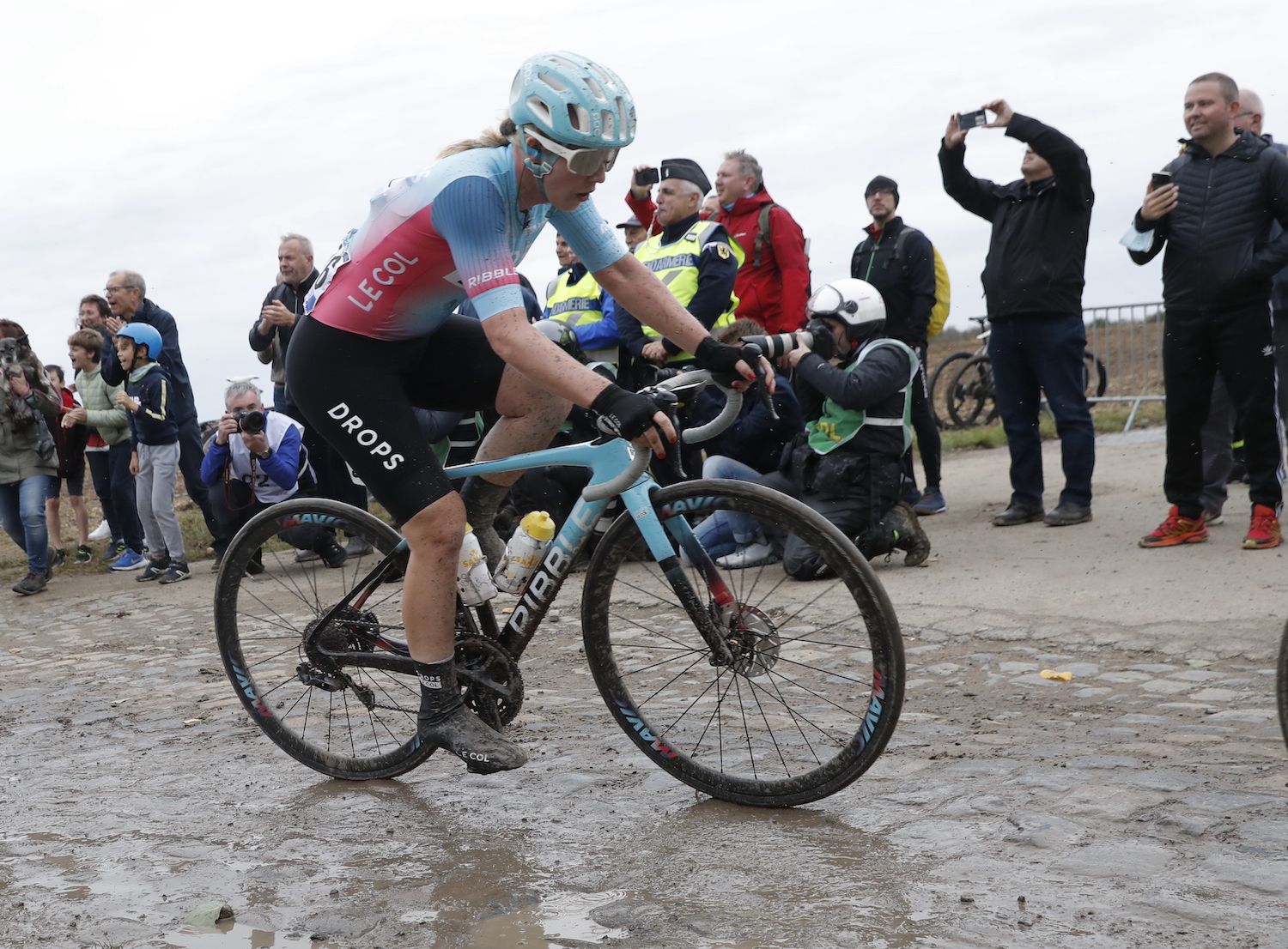 Human Powered Health steers into 2023 with 15-rider women's roster ...