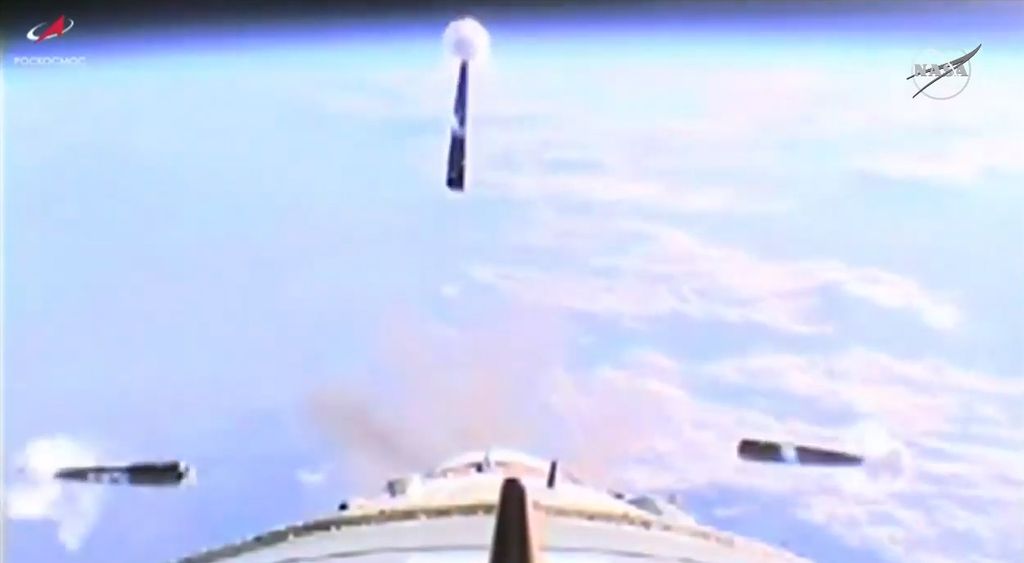 Russia launches robotic cargo ship on zippy space station delivery ...