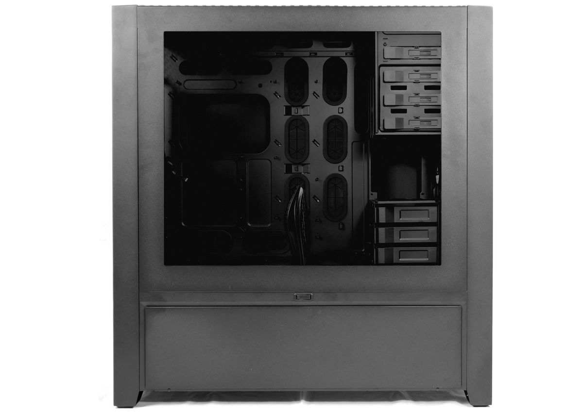 Outside Corsair's Obsidian 900D - Corsair Obsidian 900D Review: Making ...