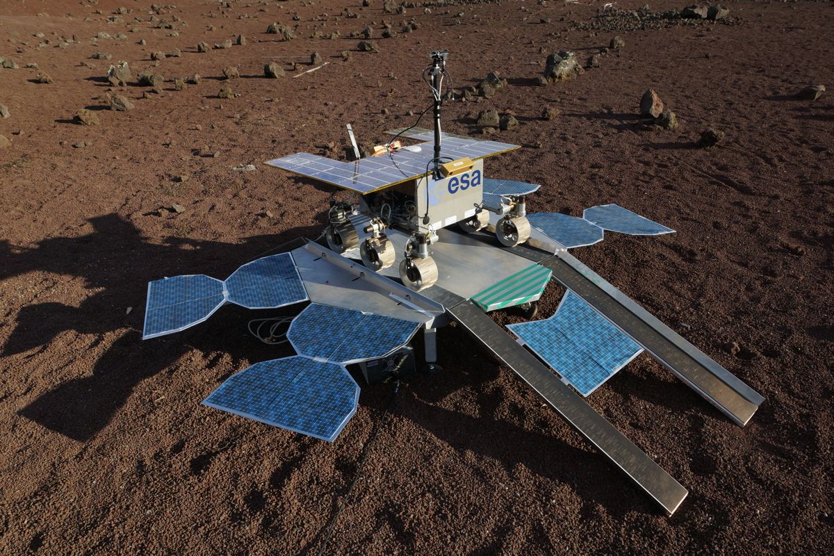 Mars Rover Prototype Practices on Earth for Stressful Moments (Video ...