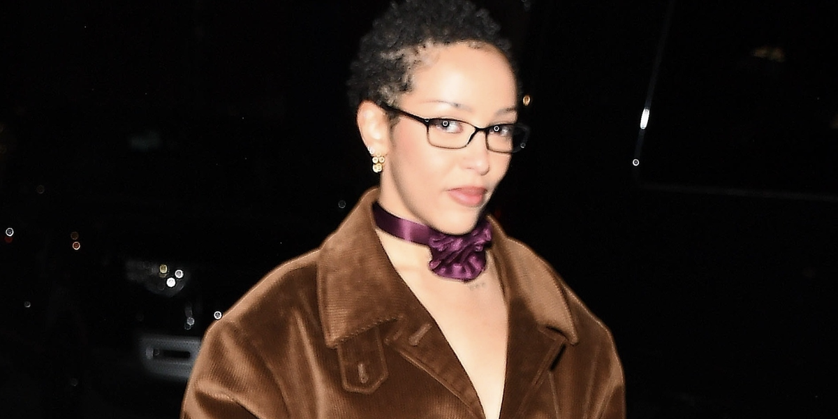 Doja Cat Gives Celine's $3,950 Triomphe Bag the Butter Yellow Treatment ...