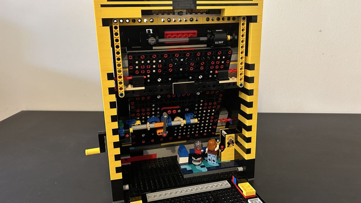 Lego Pac-Man Arcade review: "A beautiful mix of Technic and bricks ...