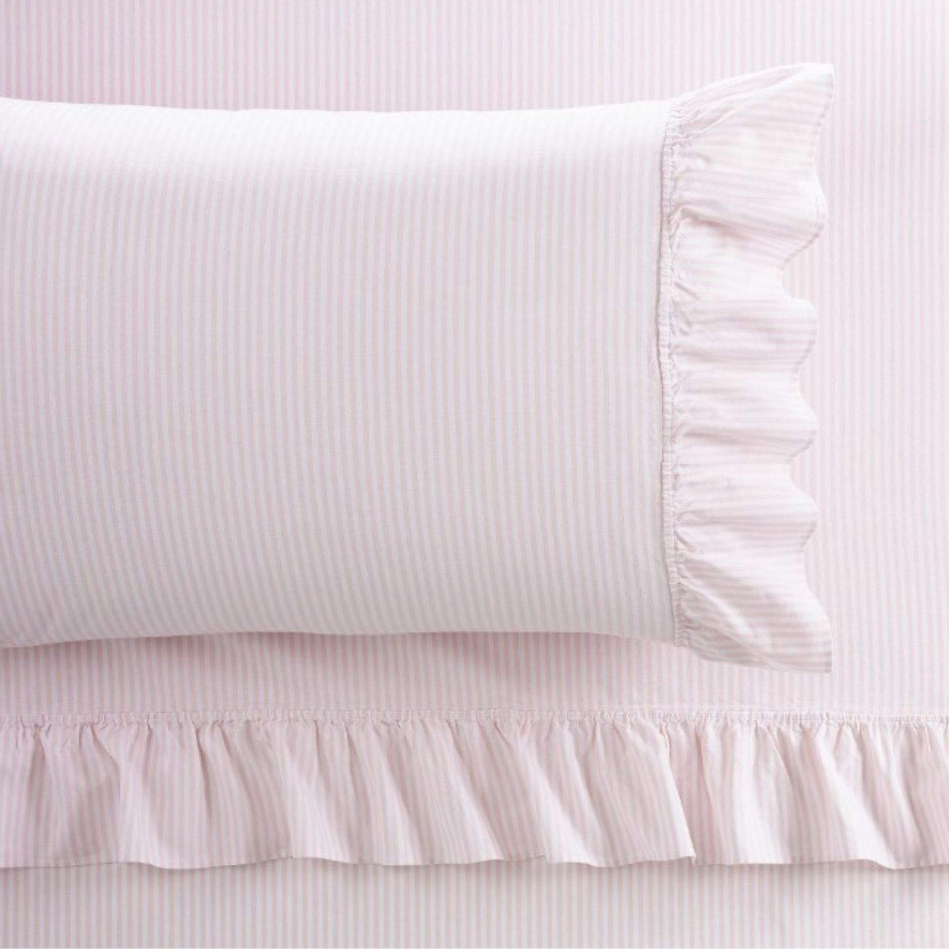 Pottery Barn Teen dorm essentials: 9 cute and useful buys | Real Homes