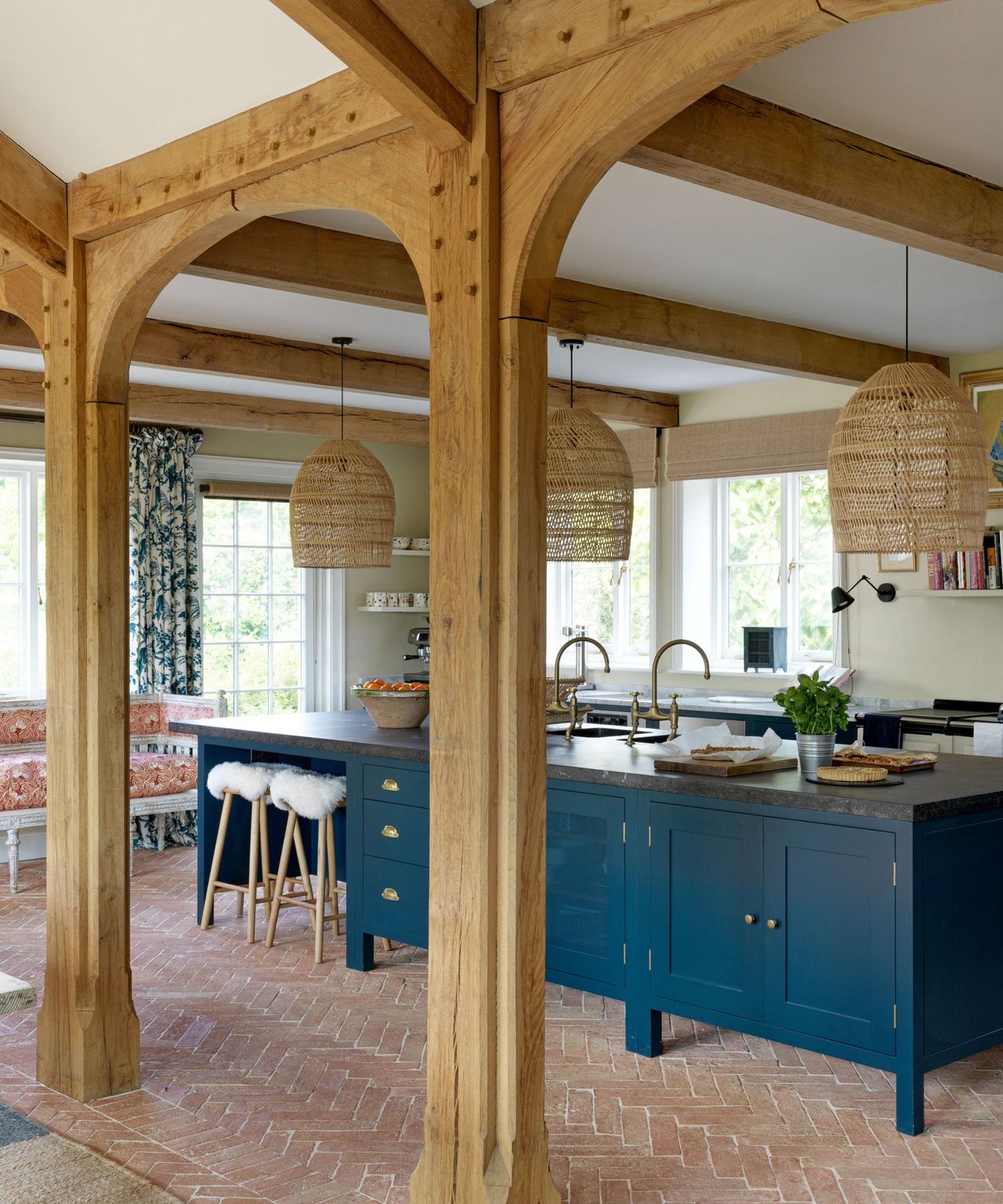 13 modern rustic kitchen lighting ideas: for a cozy feel | Homes and ...