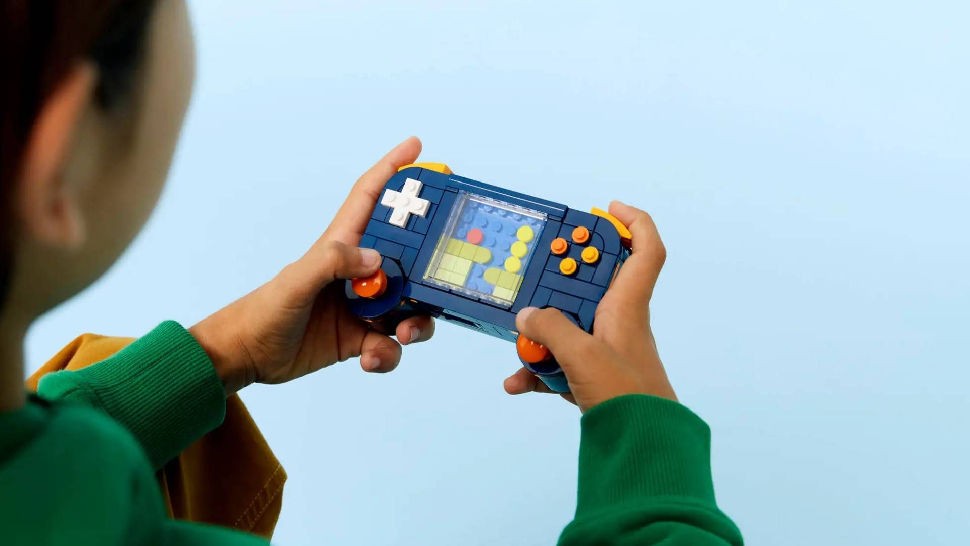 "Dare you to turn this into a working console" - Lego's latest Creator ...