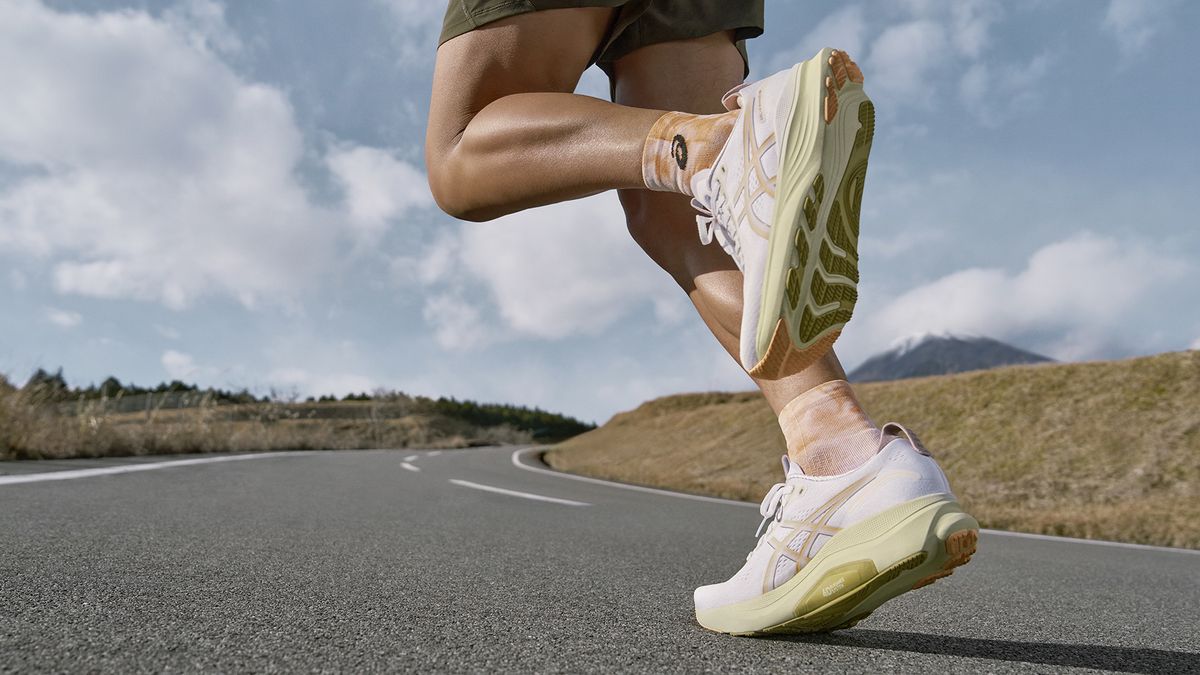 Asics goes all-in on comfort with the redesigned Gel-Kayano 32 | T3