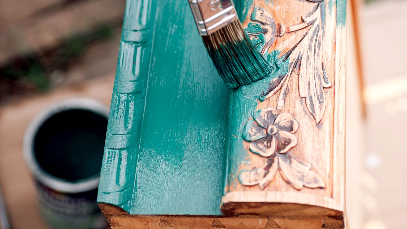Painting wood furniture: A DIY guide for the perfect finish | Homebuilding