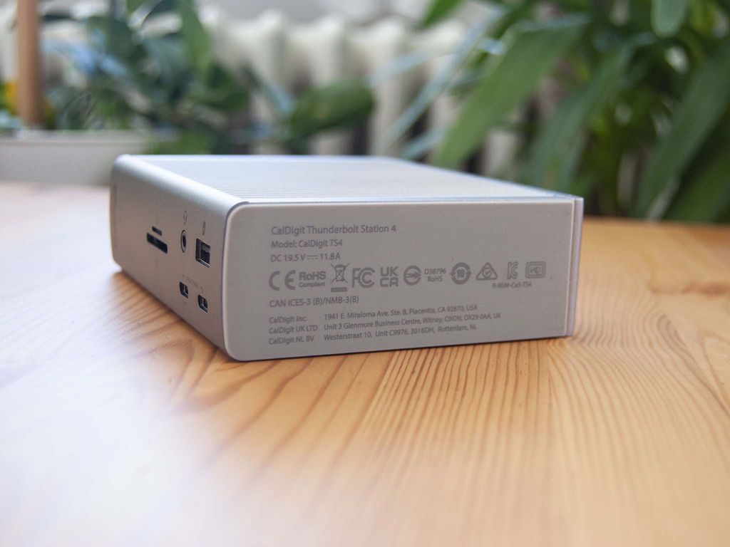 CalDigit TS4 review: The pinnacle of Thunderbolt 4 docking stations ...