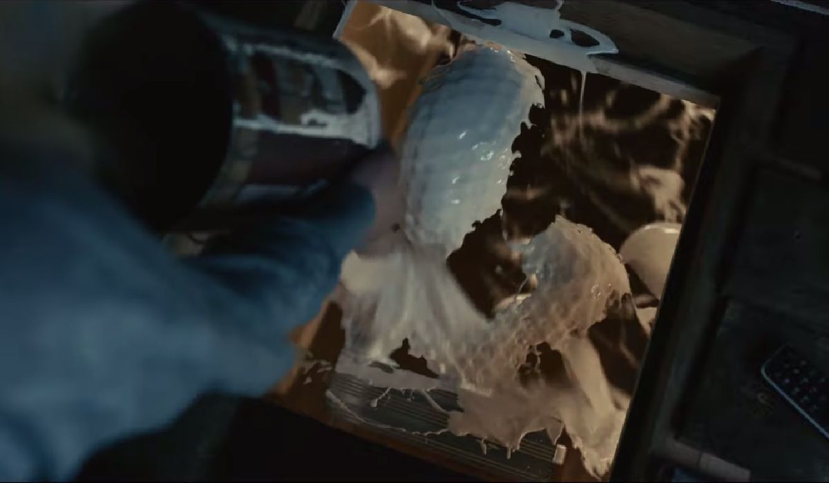 Full Invisible Man Trailer May Reveal The Origin Of His Powers ...