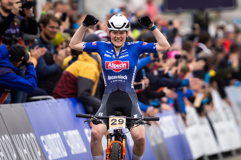 Puck Pieterse beats Ferrand-Prevot to win World Cup debut in Nove Mesto ...
