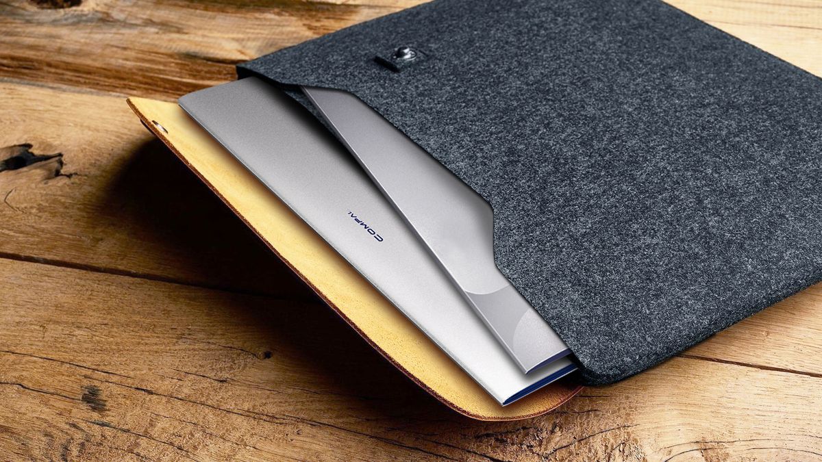 Compal Notebook’s Three Screens Connect Wirelessly | Tom's Hardware