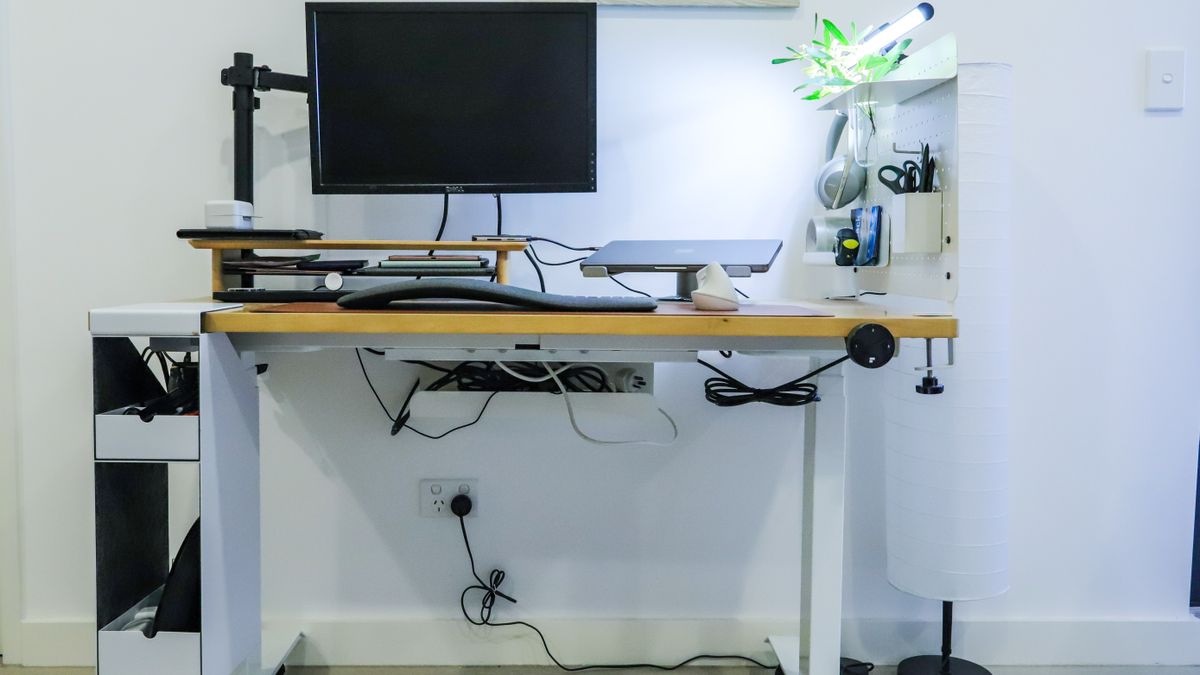 EverDesk Max standing desk review | Tom's Guide