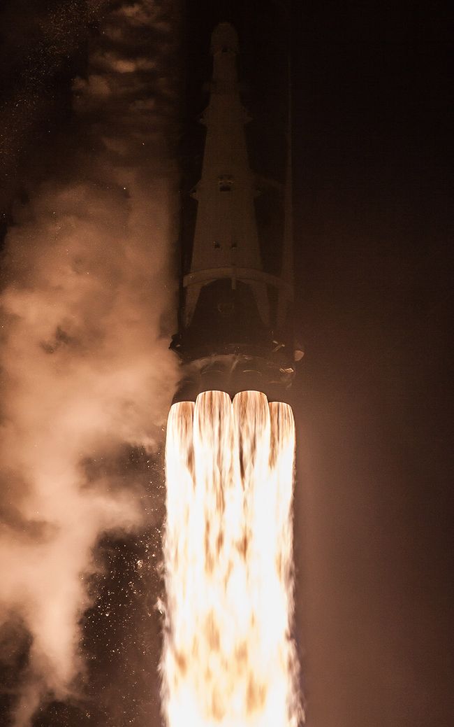 SpaceX's Dazzling Nighttime Launch of the SES-12 Satellite in Photos | Space