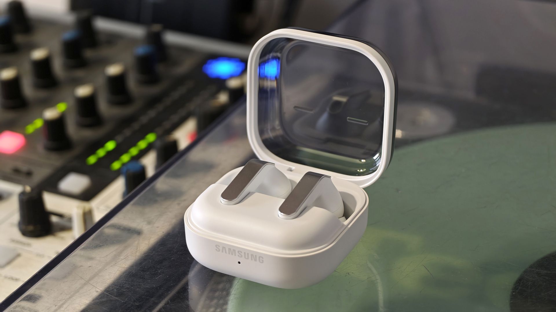 Samsung's Galaxy Buds 4 Pro just totally changed my mind about earbuds | T3