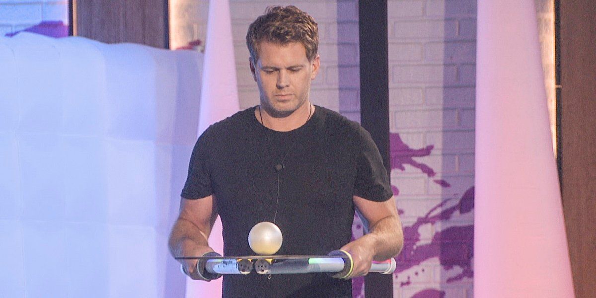 Big Brother Spoilers: Is Memphis Garrett Playing Both Sides Of The ...