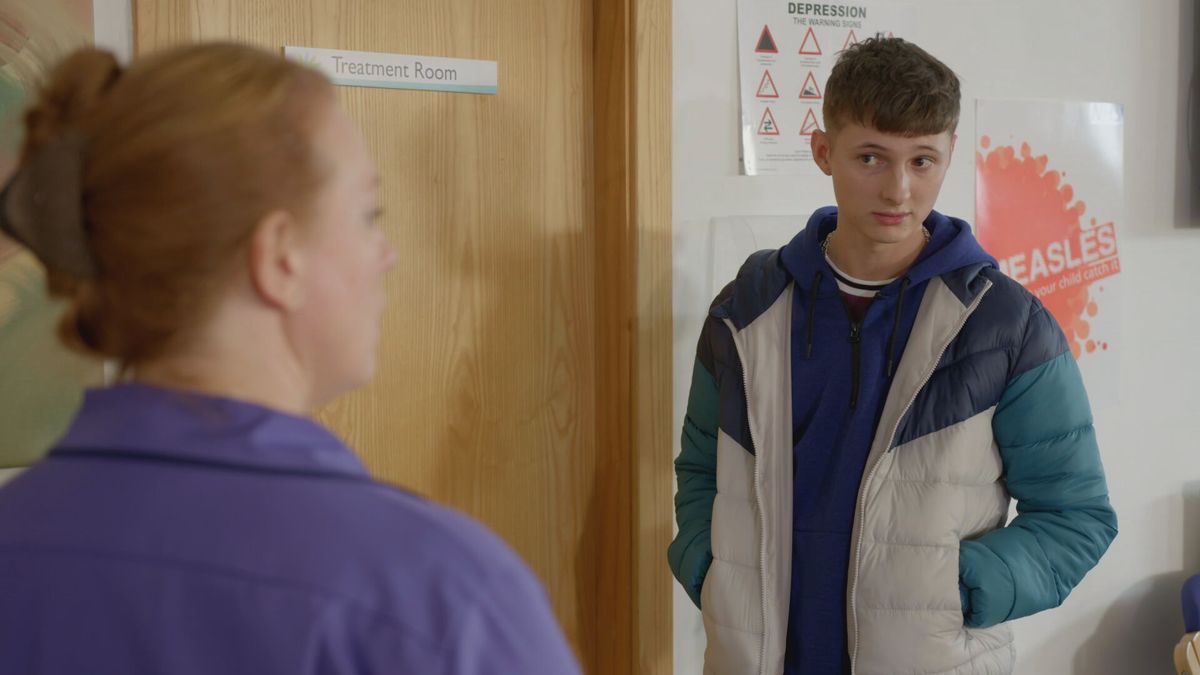 Doctors spoilers: Scarlett Kiernan new receptionist | What to Watch