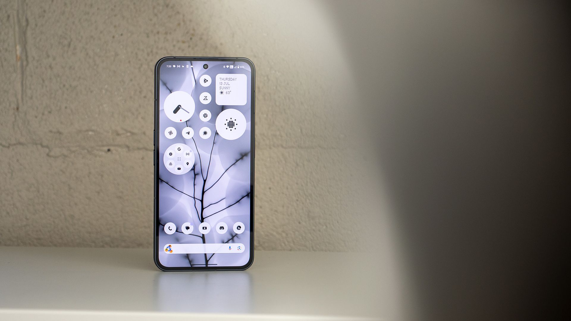 Deck out your Nothing Phone with these new monochrome icons | Android ...