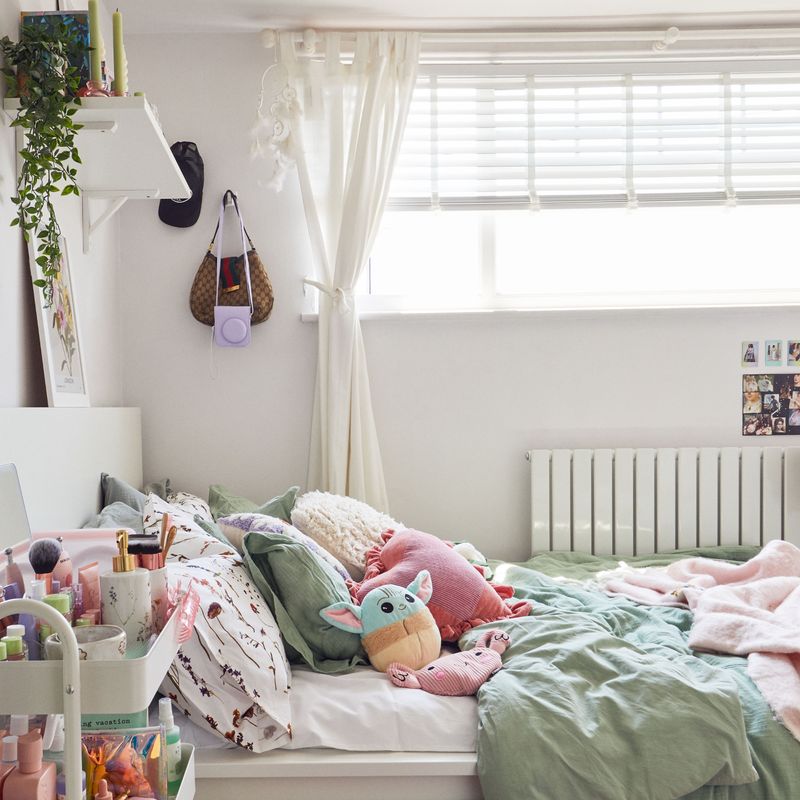 Unlock uni room premium: 5 easy ways to decorate a uni room | Ideal Home