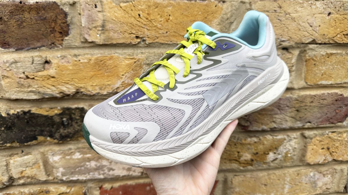 Hoka and MAAP's Tecton X2 limited edition collab is here (and it's ...