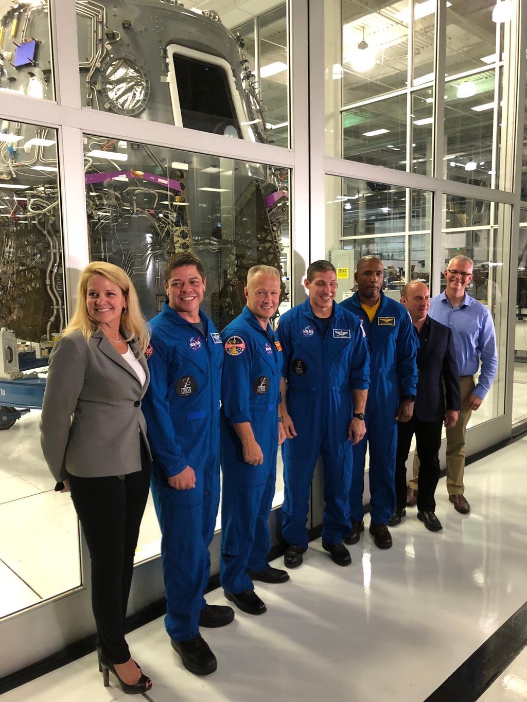 Step Inside SpaceX's New Crew Dragon Spaceship (Photos) | Space