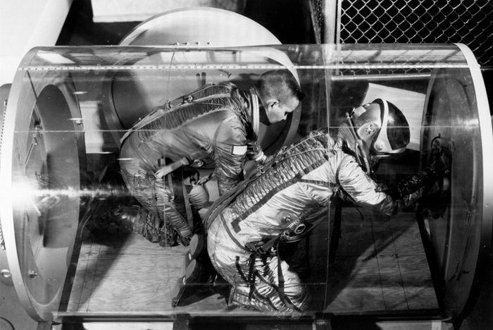 Space History Photo: Airlock Testing | Space