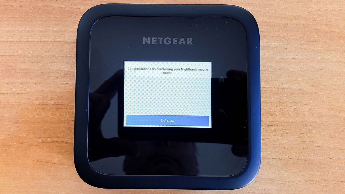 Netgear Nighthawk M6 Mobile Hotspot review | Tom's Guide