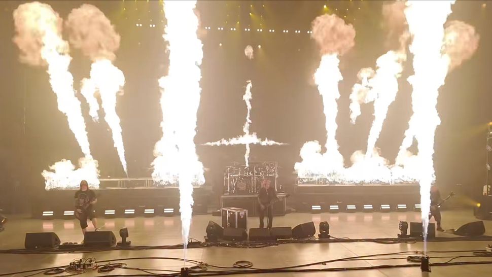 Watch Slayer charge through Hell Awaits during the fieriest rehearsal ...
