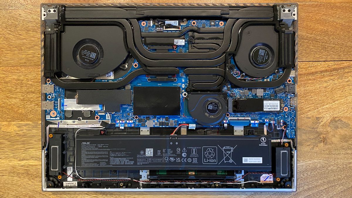 Asus ROG Strix Scar 18 Review: 13th Gen Core and RTX 4090 Go Big | Tom's Hardware
