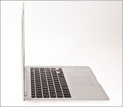 Apple MacBook Air (2009) | Laptop Mag