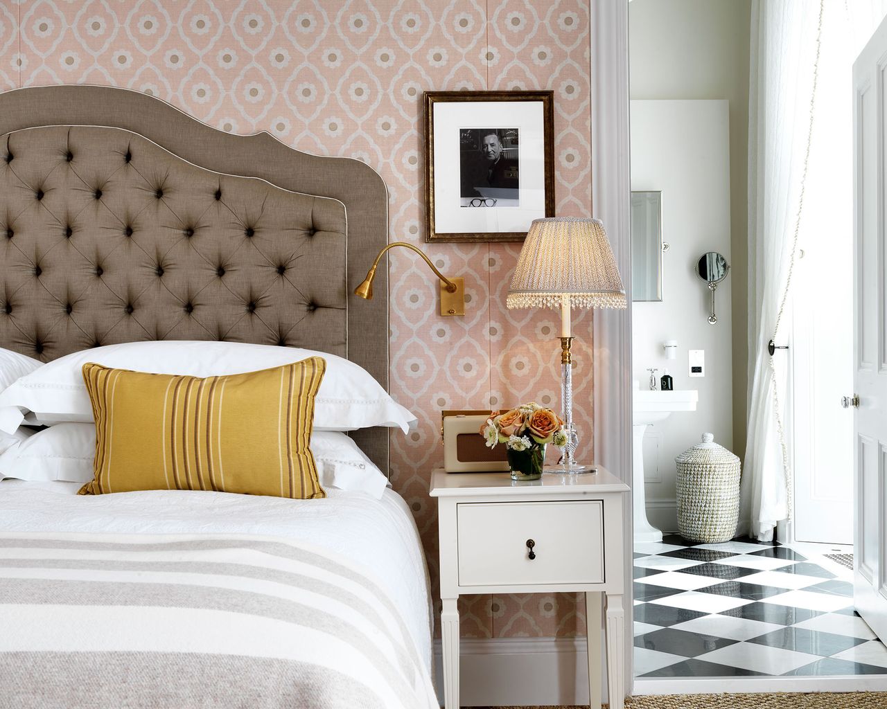 How to declutter a nightstand for a clutter-free space | Homes and Gardens