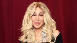 30 years since Clueless, Cher's dressing room remains trendy | Homes ...